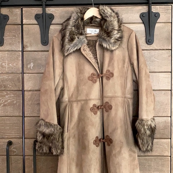 Tasha Polizzi | Jackets & Coats | Nwot Tasha Polizzi Faux Fur Long Coat ...